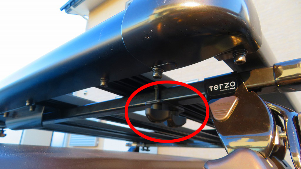 JB23ジムニーにルーフラックを取付ける「TERZO（テルッツォ）」 | DIYカーメンテナンス